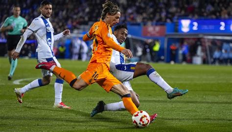 خناقة بين مودريتش وفينيسيوس وفالفيردي يتدخل موقع 24