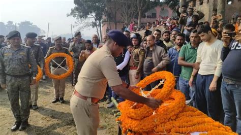 Ips Harsh Bardhan Singh पंचतत्व में विलीन हुए आईपीएस हर्षबर्धन सिंह छोटे भाई ने दी मुखाग्नि