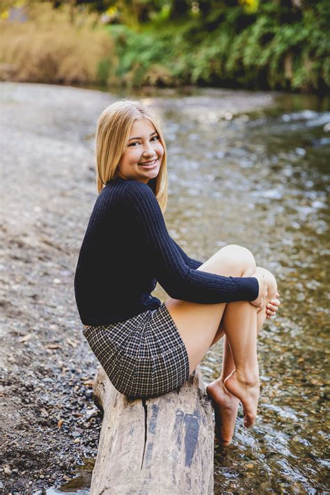Senior Portrait Photography Seattle Issaquah Bellevue Washington