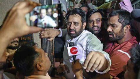 Ed Files Chargesheet Against Aap Mla Amanatullah Khan In Delhi Waqf