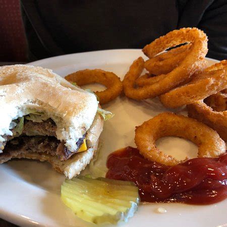 Eatn Park Saint Clairsville Menu Prices And Restaurant Reviews