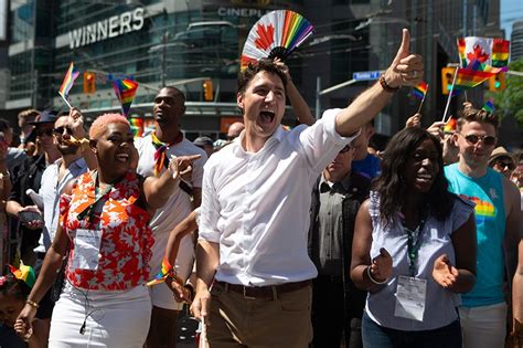 Justin Trudeau Walks In Torontos Lgbt Pride Parade See Pics News18