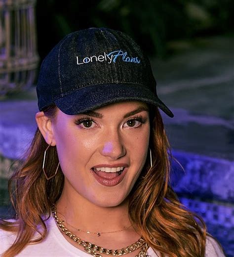 Siri Dahl Touts Sex Worker Support With LonelyPlans Merch Sales To SWAID Vegas FSC EMMNETWORK