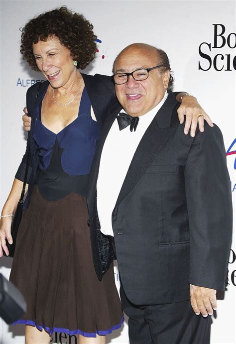 Danny DeVito S Relationship With Rhea Perlman And The Story Behind It