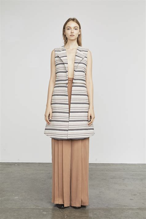 Bcbg Max Azria Rtw Spring 2018 Photos