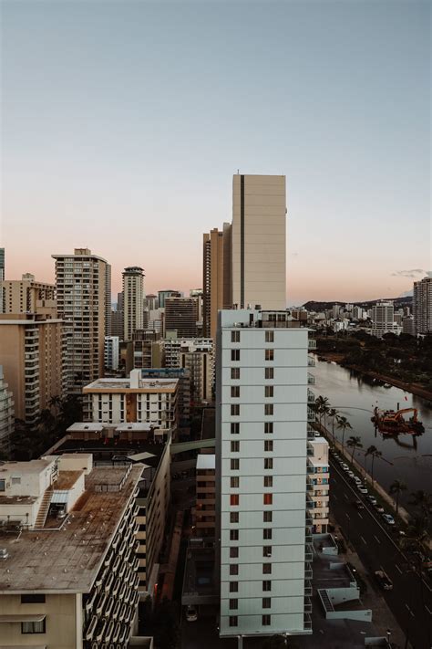 Photographer Noah Abrahamson Browse Portfolio