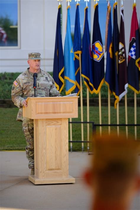 Lt Gen Robert Harter Takes Reins Of U S Army Reserve 75th U S Army Reserve Innovation
