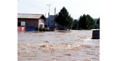 Опасност от преливане на реките във Великотърновска област