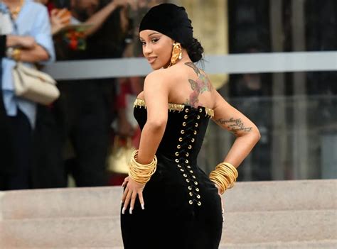 Cardi B Addresses Rumors Stefon Diggs Broke Up With Her Because Her ‘bbl Stink