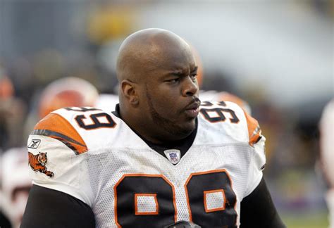 Oliver Gibson Ex Nfl Defensive Lineman Has Passed Away At 53 Totalnews