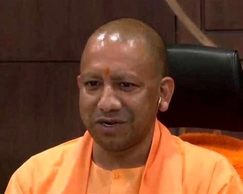 यूपी के Cm योगी आदित्यनाथ दिल्ली तलब क्या खतरे में है कुर्सी Is