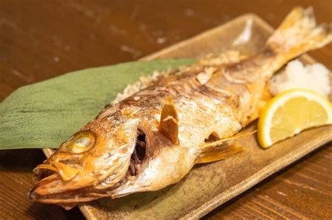 ウスメバル メバル【目張】の特徴・生態、旬、料理を徹底解説！ とともん