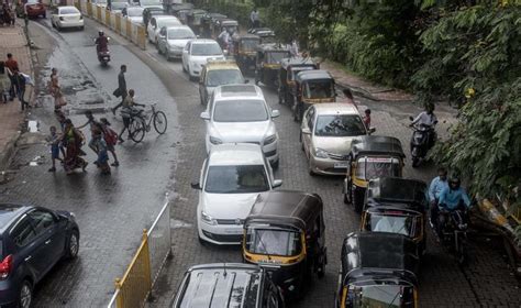 Mumbai Choked Single Lane At Khar Subway Leads To Bottlenecks Traffic