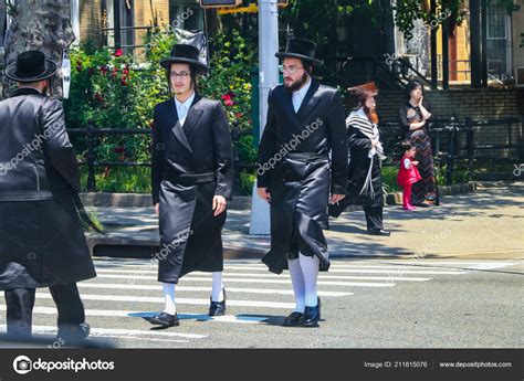 Orthodox Jewish Clothing Rules