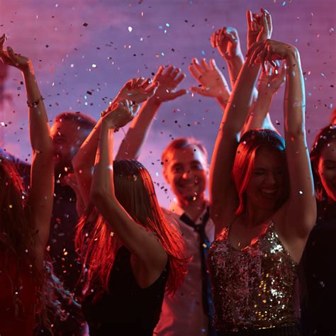 How To Tell If Youre An Estp Vs Esfp So Syncd Personality Dating