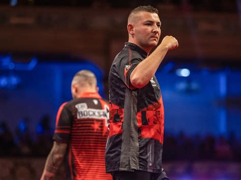 Nathan Aspinall And Jonny Clayton Set Up World Matchplay Final Show Down Livedarts