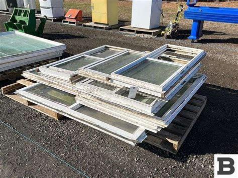 Windows Booker Auction Company
