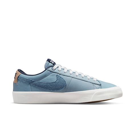 Nike Sb Zoom Blazer Low Pro Gt Premium Summit White/midnight Navy ...