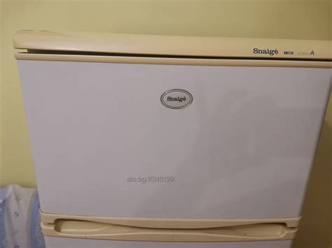 Продавам хладилник Снайге Хладилник Снайге Бял Хладилници Фризери
