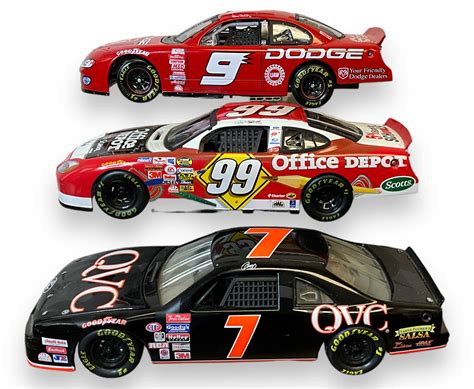 Lot 3 Nascar Diecast Race Cars 124 Scale