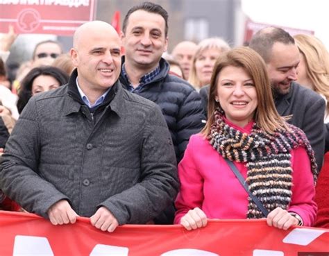 Изборите ете каде се КОВАЧЕВСКИ УШТЕ НЕМА НОСИТЕЛИ САМО ЛУКАРЕВСКА МУ Е СИГУРНА