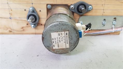 Homemade Cnc Machine From Dc Servo Motors And Wooden Wine Boxes 10