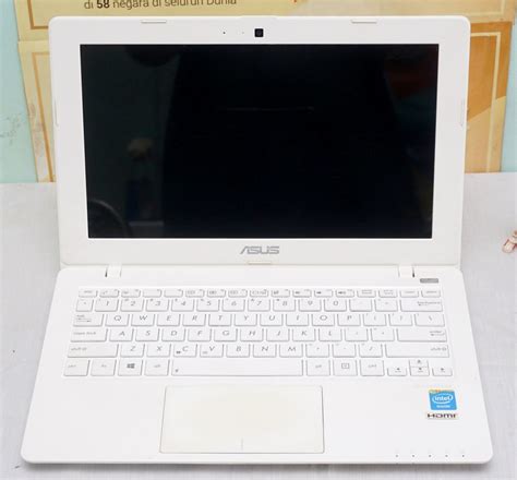 Jual Asus X Ca Laptop Inch Bekas Jual Beli Laptop Second Dan Kamera Bekas Di Malang