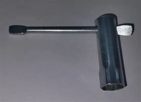 Spark Plug Spanner Cast Iron At ₹ 10piece In New Delhi Id