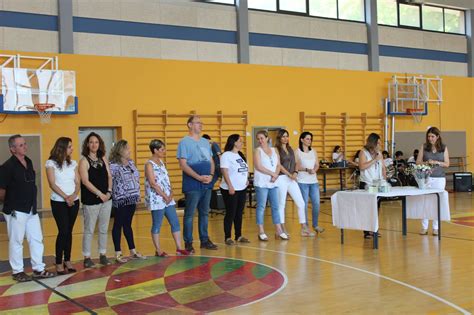 תלמידי תיכון בגין ביום אחרון של תיכון בגין ראש העין