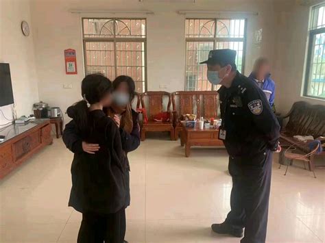 女孩出走十余天拒归家，金湾民警多番寻找劝回甄某彭某母亲