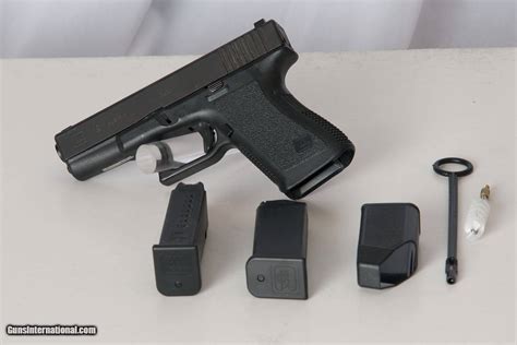 Glock 19 Night Sights Two Mags