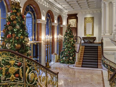 15 Best Christmas Hotels In New York City For The Holiday Season 2025