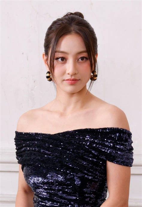 Jihyo One Kiss Juseyo Twoapplesjihyo On X In 2024 Celebrity Crush