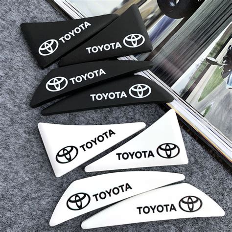 Miếng Dán Bảo Vệ Góc Cửa Xe Hơi 4 Cáibộ Logo Cao Su Silicon Chống Va Chạm Trầy Xước Getah Pintu