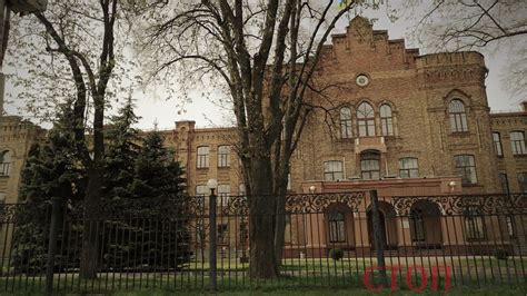 Верховний суд не повертає військовим будівлю Національного університету оборони