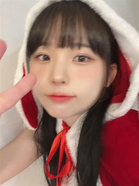 어제 산타 우정잉 셀카 치지직 에펨코리아