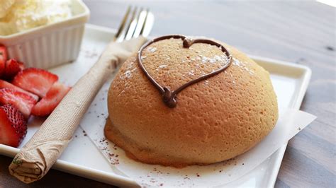 Malaysian Coffee Bun Chain Papparoti Just Opened Their First Outlet In