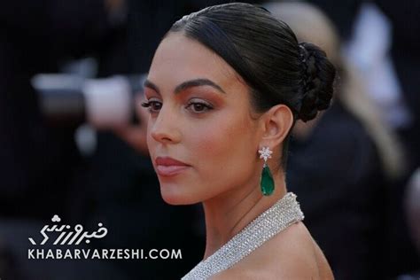 عکس ضبط تصویر مخفیانه یک عربستانی از نامزد رونالدو چهره مشهور هیچ جا