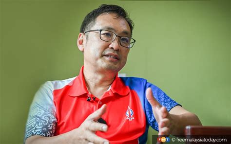 Dap Keeps Chong In Stampin Kelvin Yii In Bandar Kuching Fmt