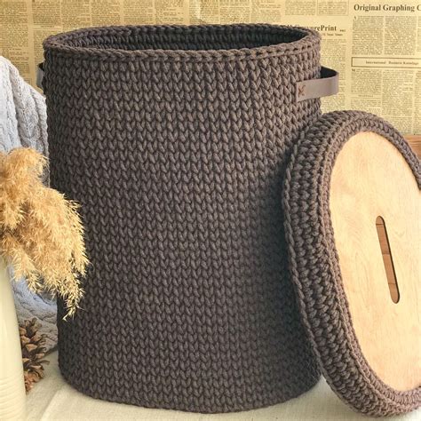 Большая корзина с кожаными ручками и крышкой на заказ в интернет магазине Ярмарка Мастеров по