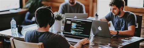 Le Métier De Développeur Web Front End Maîtriser Html Css Et Javascript