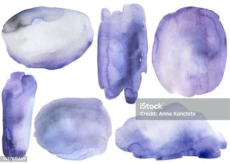 보라색 수채화 얼룩 브러시 추상적인 질감 손으로 그린 수채화 그림 매우 페리 모양 2022년에 대한 스톡 벡터 아트 및 기타 이미지 2022년 개체 그룹 거친