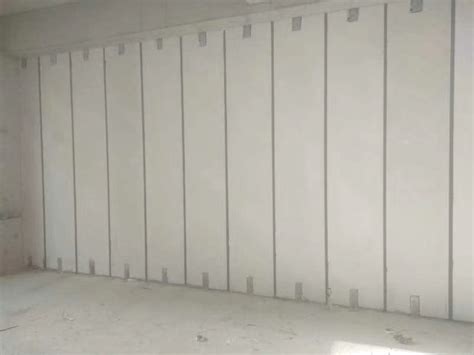 装配式CF蒸压瓷粉加气混凝土自保温墙板 CM AAC改性蒸压加气混凝土自保温墙板 CF墙板安装 CF蒸压磁粉自保温砌块 山东天润绿建新型