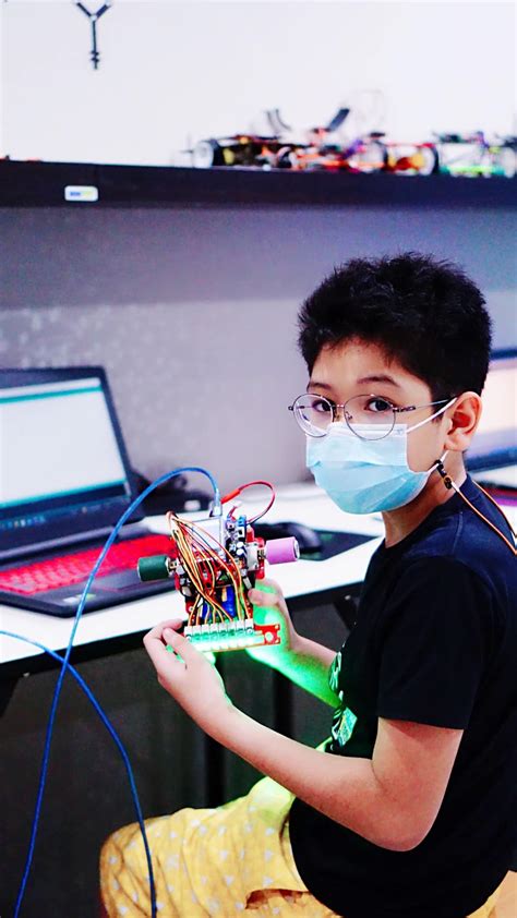 😊🤖😎 คลาสเรียนเขียนโปรแกรมหุ่นยนต์ Nps Robotics Computer