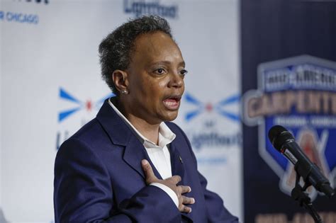 Суд в Чикаго восстановил в должности предыдущего мэра несмотря на проигранные выборы