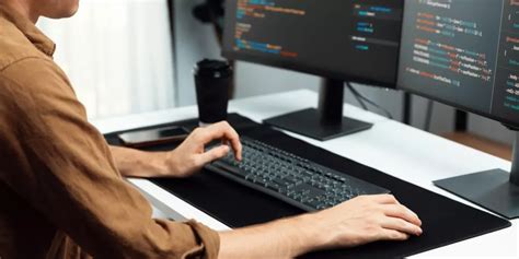 Perbedaan Software Berbasis Platform Dengan Software Lainnya