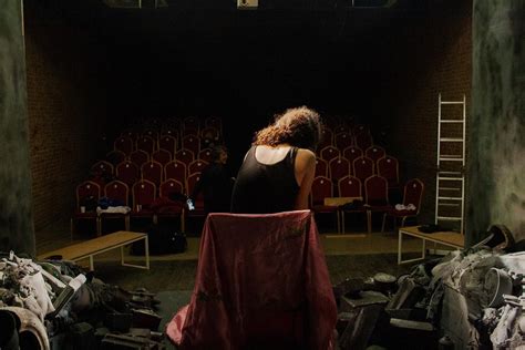 „ეს არ არის ომი ეს რაღაც სხვაა“ Theatrelifege