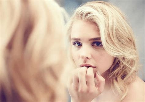 Chloe Knows You Lust So Gaze If You Must Rchloegracemoretzlove