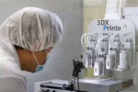 Woman Receives Worlds First 3d Printed Windpipe Transplant