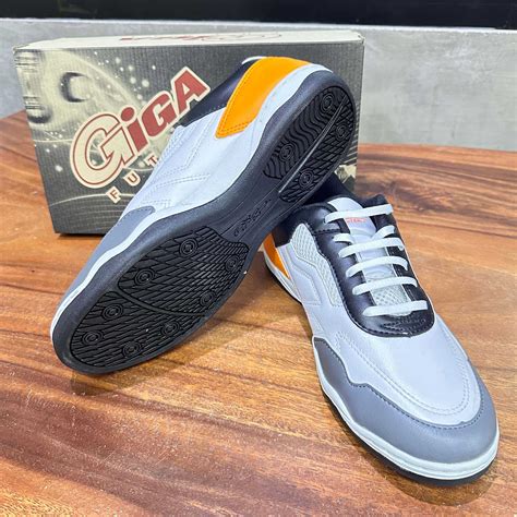 รองเท้าฟุตซอล Giga รุ่นfg420 สีดำ น้ำเงิน ขาว ไซส์ 39 44 Shoe Mutelu Thaipick